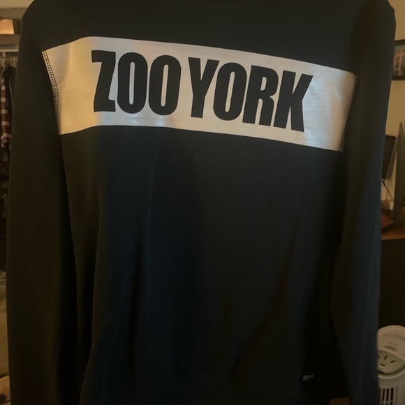 Zoo York | Sweaters | Zoo York Black And White Crewneck Sweater | Poshmark